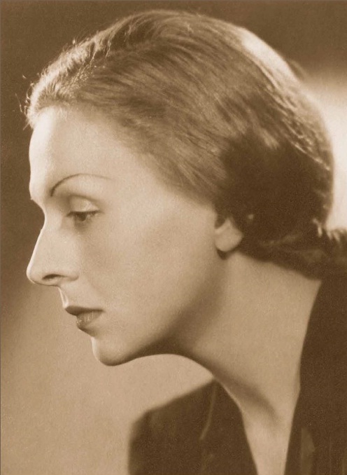 Szigethy Gábor: Mezei Márai Szerelem (részlet) | Olvass bele